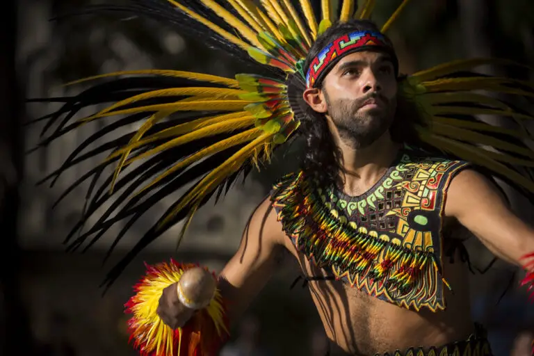 CULTURA NAHUATL » Conoce el legado de su lenguaje y tradiciones