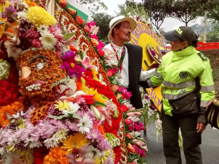 CULTURA PAISA » Tradición y costumbres que componen su patrimonio